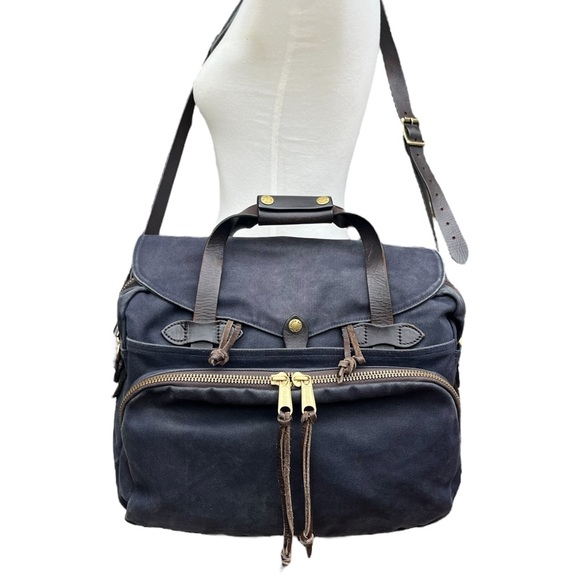 Filson | Bags | Filson Rugged Twill Padded Computer Bag Blue Style 7258 ...